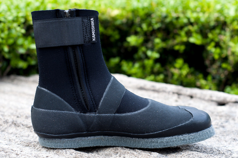 Kamoshika 保暖分趾溯溪鞋 [ 4mm ] 全黑 – 尼莫莫戶外選物代購 Nimo ULhiker Gear